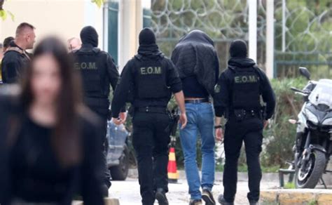 Пуштена првата група хрватски навивачи од грчките затвори Екипа