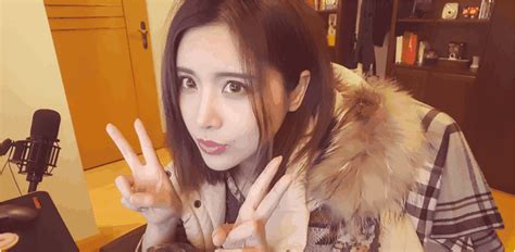 主播陈一发儿首度曝出工资 高到你绝对无法想象 王思聪都懵了