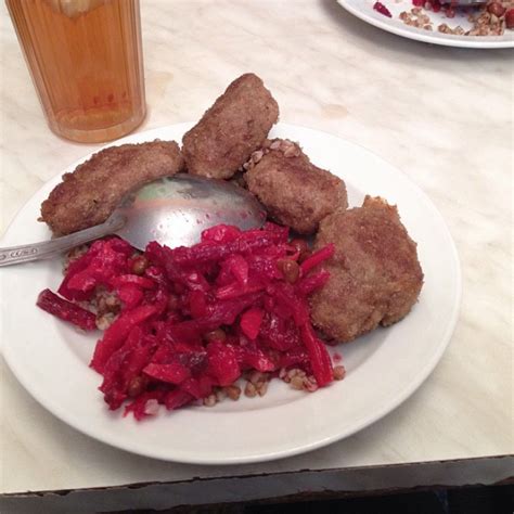 Что едят в школах на завтрак и обеда в России и школьные обеды за рубежом что приготовить