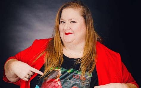 Lactrice Itziar Castro D C De Dans Une Piscine Municipale Lloret De