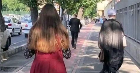 تایید قانون برداشت جریمه از حساب بانکی زنان مخالف حجاب اجباری ایران اینترنشنال