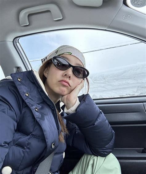 “เต้ย จรินทร์พร เจโต” อวดรูปคู่สุดหวานกลางหิมะ แฟนๆแห่ทักหน้าเหมือนกันนี่ล่ะเนื้อคู่