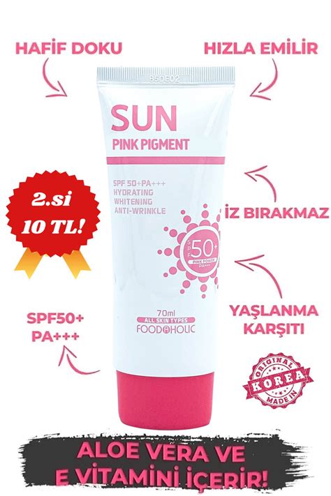 Foodaholic Pink Power Adenozin Içeren Yapışkan His Bırakmayan Spf50 Pa Uva Uvb Güneş Kremi 70ml