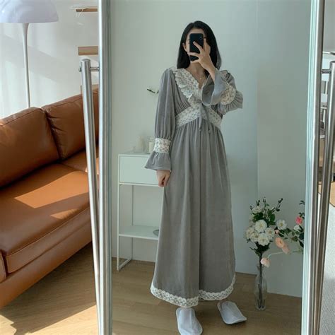 로아니크 홈웨어 슬립웨어 원피스 극세사 밍크 겨울잠옷 수면잠옷 빅사이즈 파자마파티 홈웨어 집들이선물 커플잠옷