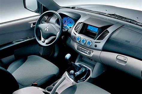 Мицубиси Л200 4 с пробегом 2005 2015