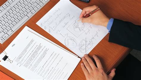 What Is The Difference Between A Prospectus A Business Plan Bizfluent