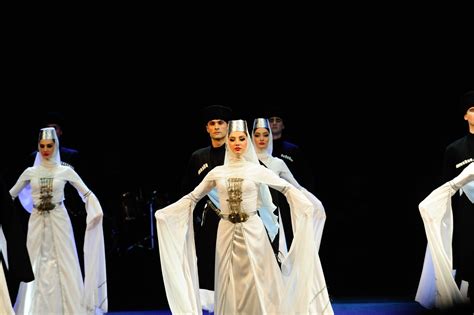 12 მაისი ექთნების დღეა ევექსი კლინიკები