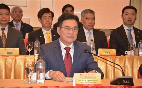 第十六届世界华商大会新闻发布会在曼谷举行