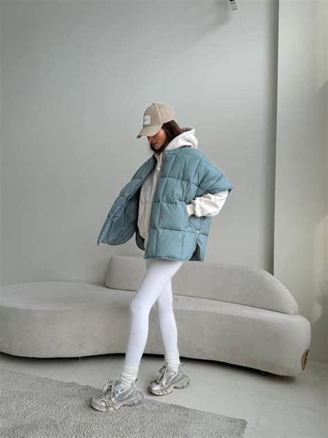 Жилет — ціна 2400 грн у каталозі Жилетки Купити жіночі речі за доступною ціною на Шафі Україна