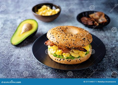 Fried Bacon Avocado Cheese Egg Salad Bagel Stock Image Image Of Meat