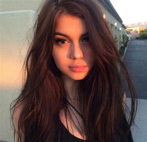 Девочка с черными волосами и карими глазами 63 фото