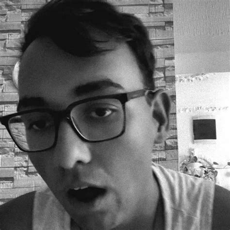 Novaković Miloš Noovakovic005 On Threads