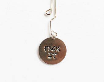 Clitoral jewelry | Etsy CA | Bijoux en cuir, Pendentif en cristal ...