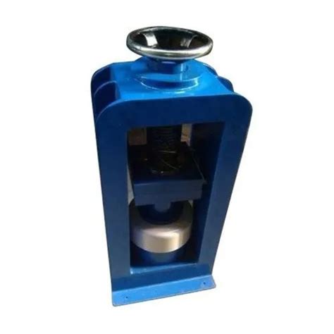 Manual Compression Testing Machine Mild Steel Blue Color Manual Operation Durable Design