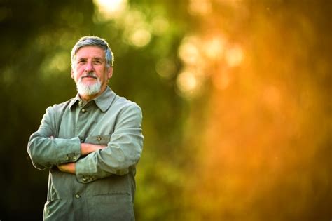 4 فيتامينات مهمة لكبار السن