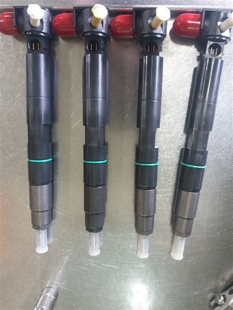 부산 지게차정비 현대건설기계 현대포크레인 볼보건설기계 크래인 굴착기 건설장비 휠로더 현대커민스엔진 인젝터수리 고압펌프수리 소음기