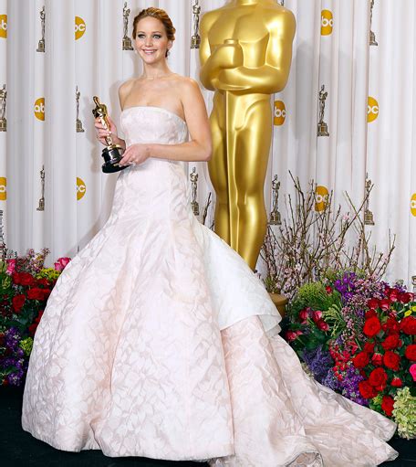 Oscar Style Report Jennifer Lawrence Leads Entertainment Emirates247