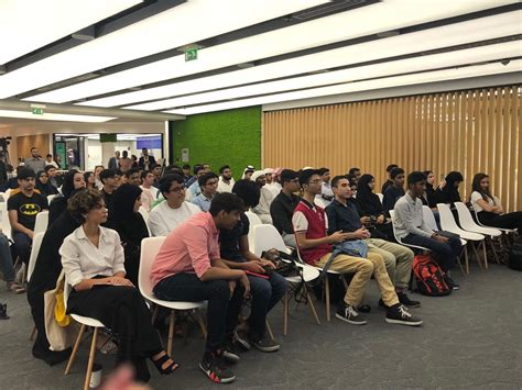 بالصور انطلاق مخيم الإمارات للذكاء الاصطناعي