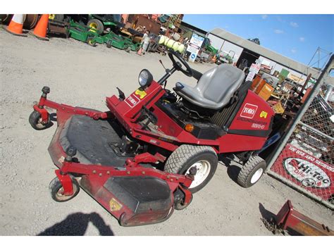Toro 228 D Groundsmaster Front Deck Mower For Sale
