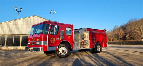 The E One Cyclone Is A 36 Year Old Pumper Fire Truck With A 9 0 Liter V6 Engine Autoevolution
