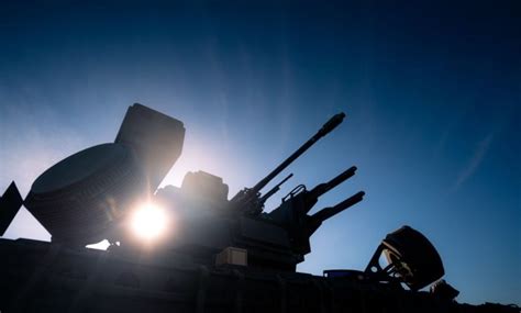 Να αναπτύξουμε σύστημα αντί drone ή έχουμε προτεραιοποιημένες αγορές να κοιτάξουμε Δούρειος