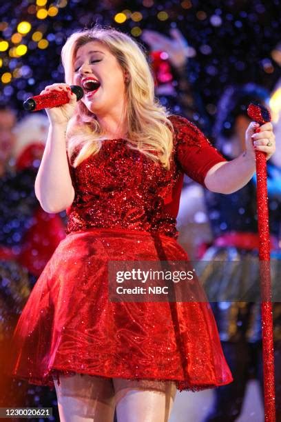 Kelly Clarkson Christmas Special 2022