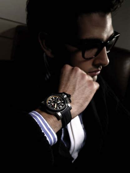 Eamonn Katter Viviens Models