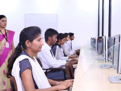 Department Of Computer Science D B SCIENCE COLLEGE GONDIA