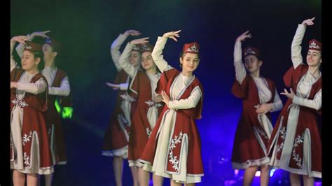 A Era արվեստի դպրոցի Մեծ մենահամերգը՝ նոր ձևաչափով Youtube