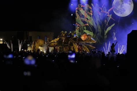 Estructuras Gigantes Y Mapping 4k Imágenes Del Show Con El Que Bogotá Le Da La Bienvenida A La