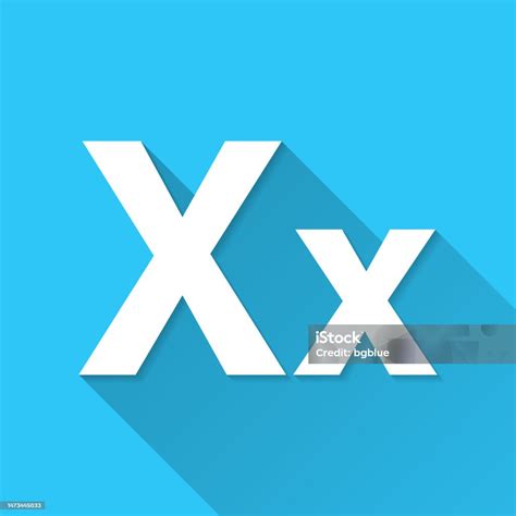문자 X 대문자와 소문자 파란색 배경에 아이콘 긴 그림자가 있는 평면 디자인 3차원 형태에 대한 스톡 벡터 아트 및 기타 이미지