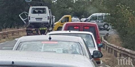 ОТ ПОСЛЕДНИТЕ МИНУТИ Адска катастрофа край Пловдив има ранени Информационна агенция ПИК