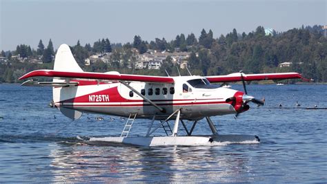 1 Dead 9 Missing After Floatplane Crashes In Puget Sound