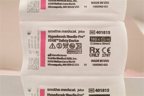 New Smiths Medical 401815 Box Of 100 Needle Hypodermic Pro Edge
