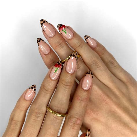 Cheetah Print Acrylic Nails With Bows
