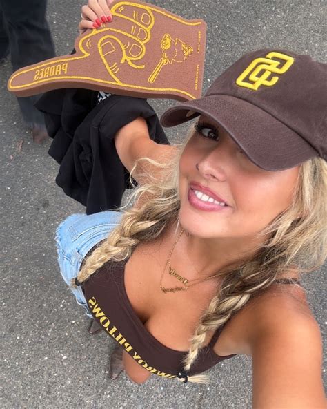 Grace Vonstrahl Gracevonstrahl • Instagram Photos And Videos