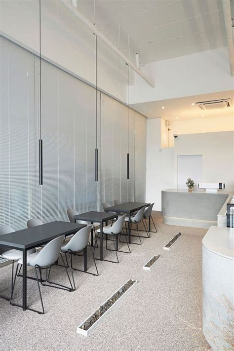 모던하고 고급스러운 분위기의 19평 카페 인테리어 견적 인테리어 매장 인테리어 상점 내부 디자인