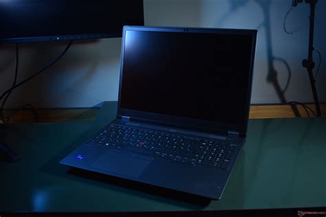 联想 Thinkpad P16 G2 笔记本电脑评测：改进后的 165 Hz 屏幕和 Nvidia Rtx 2000 Ada Notebookcheck