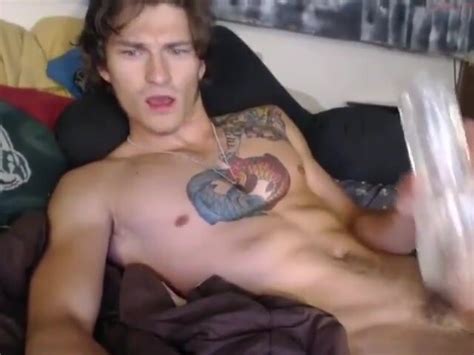 Streamer Using A Fleshlight Thisvid Com