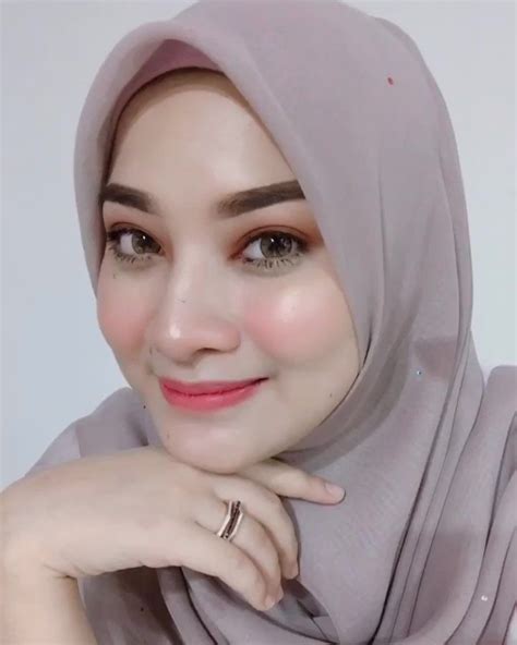 Gambar Foto Janda Zaimura Gambar