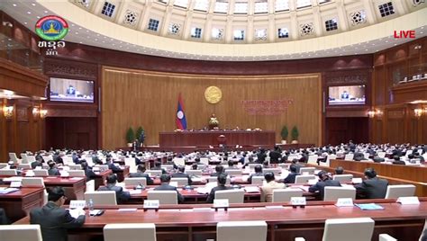 ຫ້ອງວ່າການສູນກາງພັກ ໄດ້ຮັບ ຜ້າອັດປາກ ອັດດັງ ຕ້ານໂຄວິດ 19