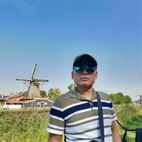 Yuanqing Hu Zhangzhou City Doctor Of Veterinary Medicine Minnan