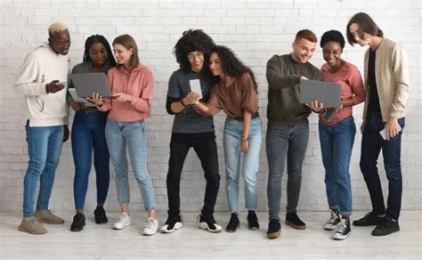 How Does Social Media Affect School Performance Vujaday Creative