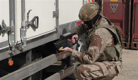 EXPLOSIVE DETECTION LDS Laser Detect