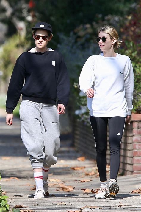 Kristen Stewart And Emma Roberts