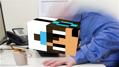 бьёт об стол Youtube