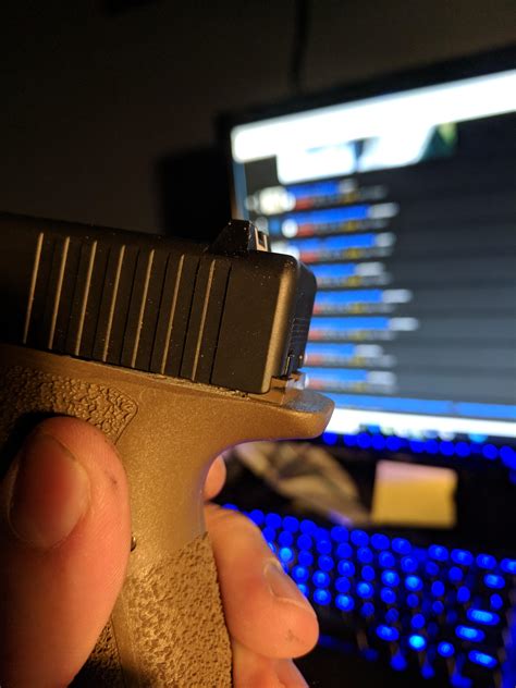 Anybody Eose Have This Fitment Issue With Their Pf940c Lower R GlockMod