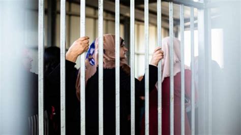 جو 24 أكثر من 16 ألف فلسطينية تعرضن للاعتقال منذ عام 1967