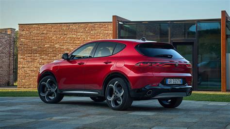 Alfa Romeo Tonale 2026 Ceny Napędy Wersje Dane Techniczne
