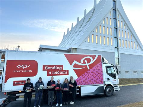 J Lapakkar Komnir G Ar Hendur Dv